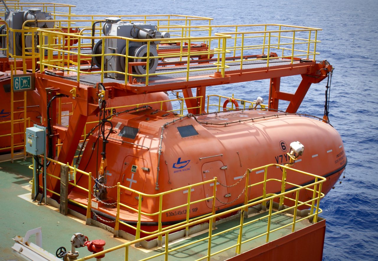 About OOS Safety & Inspections | Serooskerke, The Netherlands